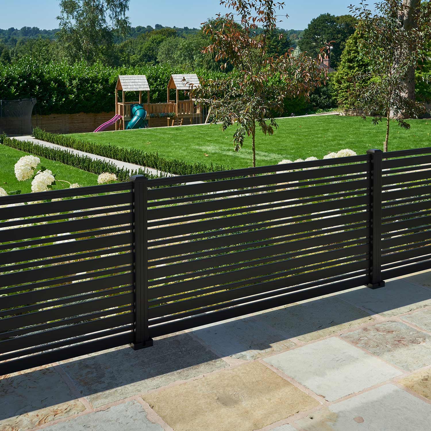 Albany Aluminium Fence Panel - with aluminium posts – Charles & Ivy